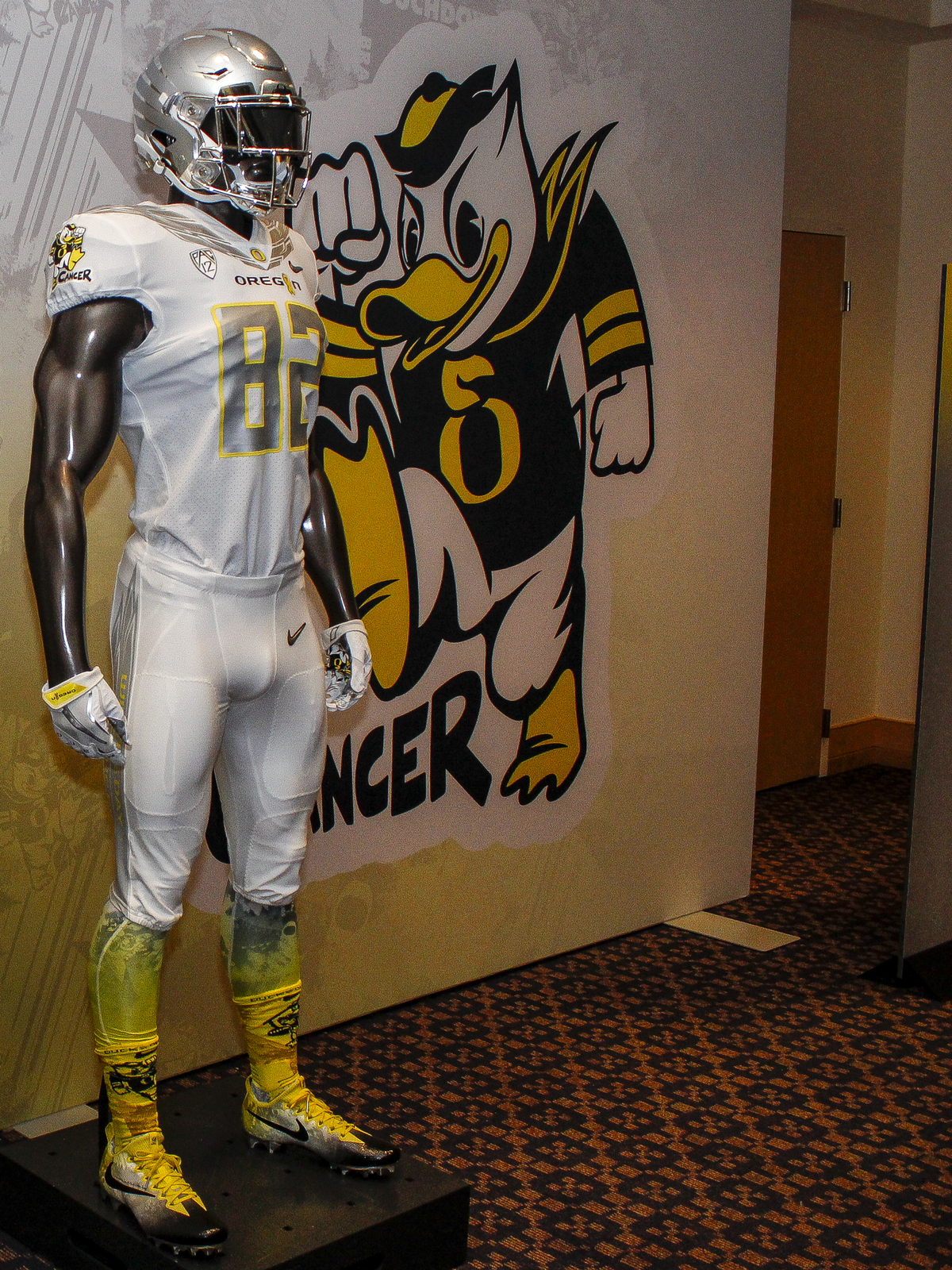 Nike, University Of Oregon Unveil New Football Uniforms Designed By ...